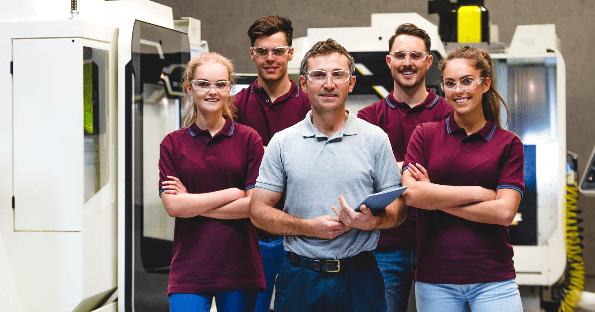 Benefits of Having an Internal IT Team (Answered)